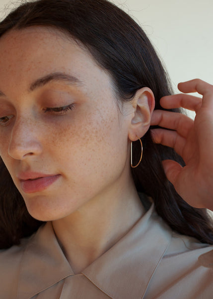 Small bow hoops – Minoux Jewelry